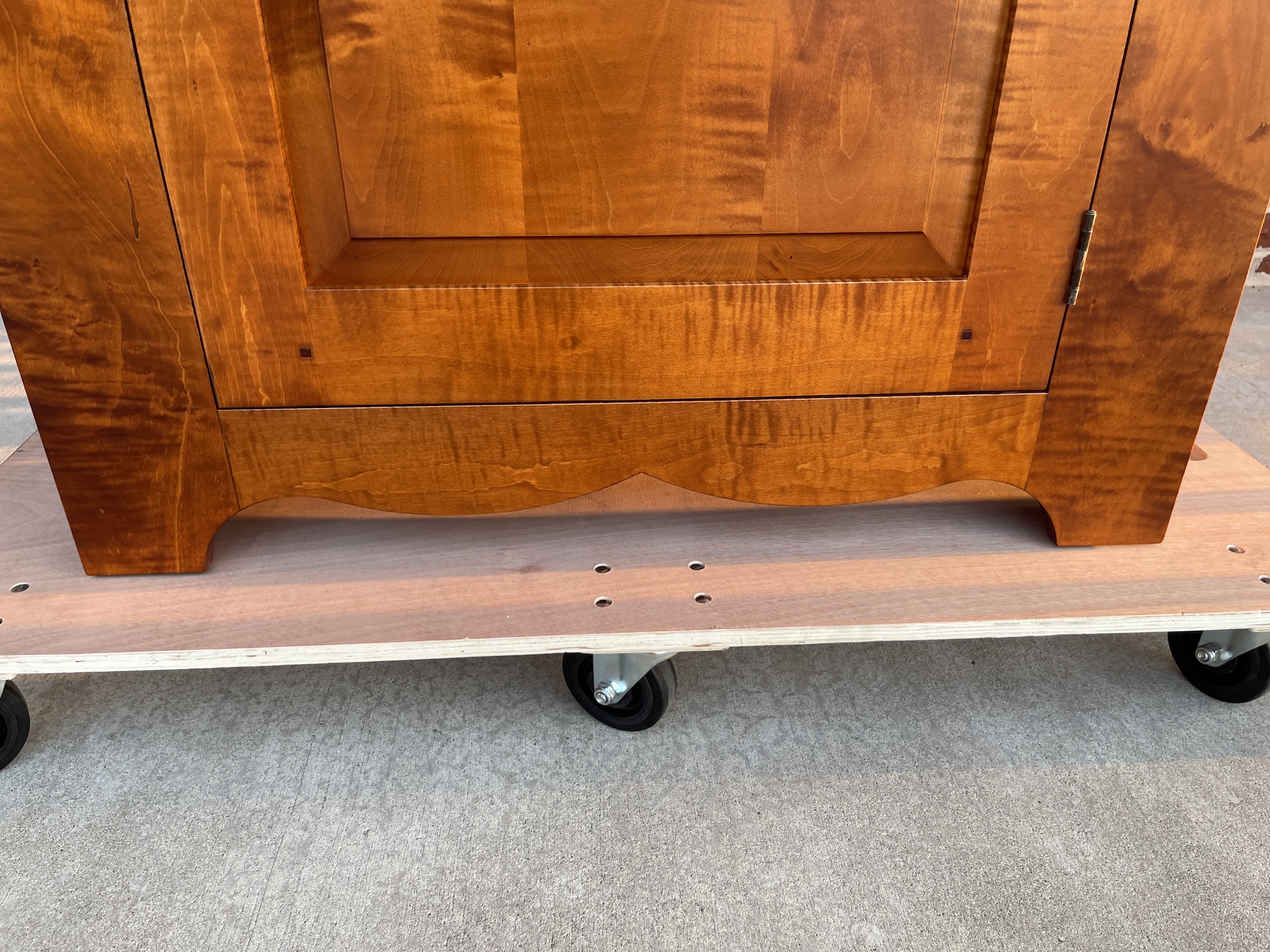 Tiger Maple Simple Raised Panel Cupboard
